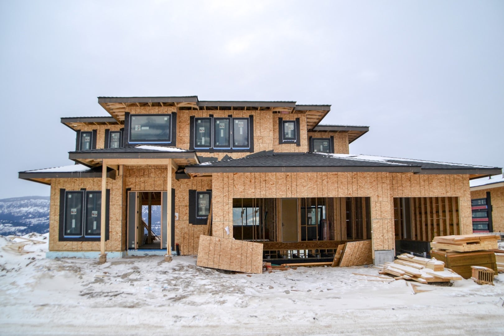Red Sky Place 47, Roofing Done • Rykon Construction