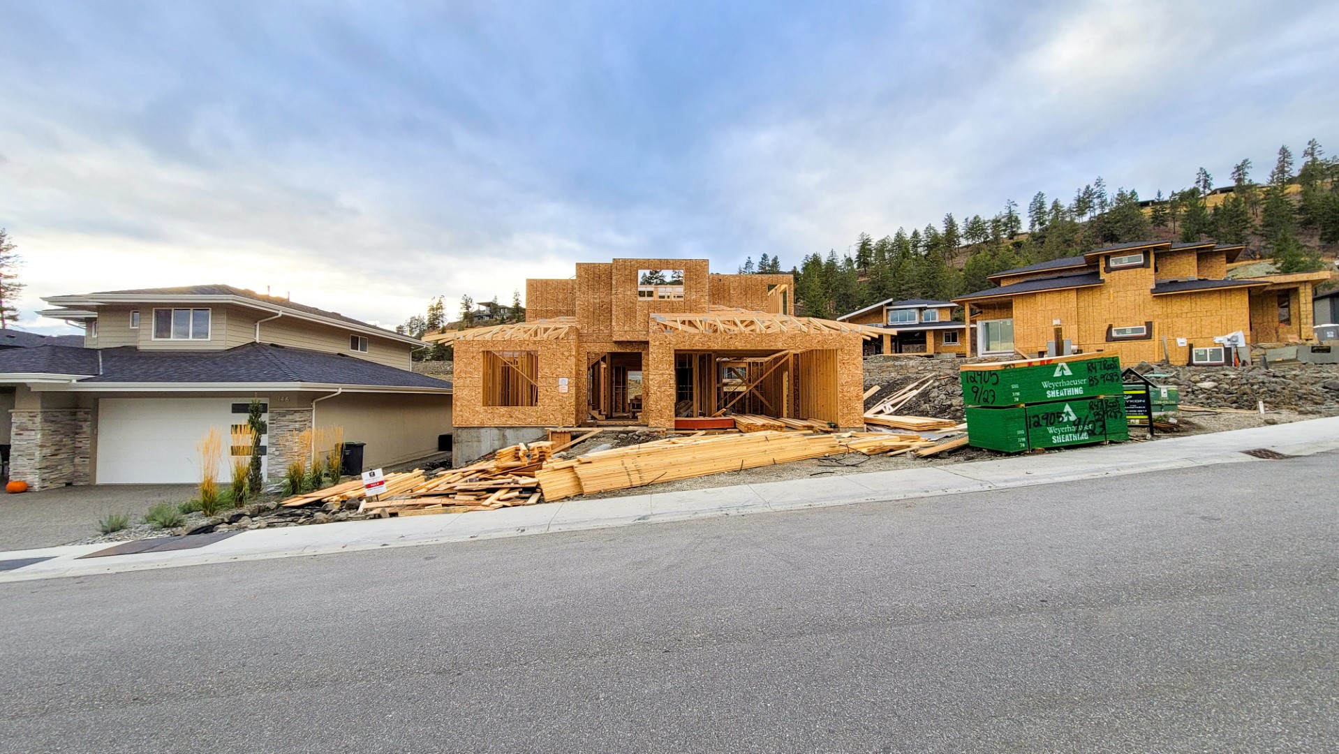 Echo Ridge Lot 47, Taking Shape • Rykon Construction