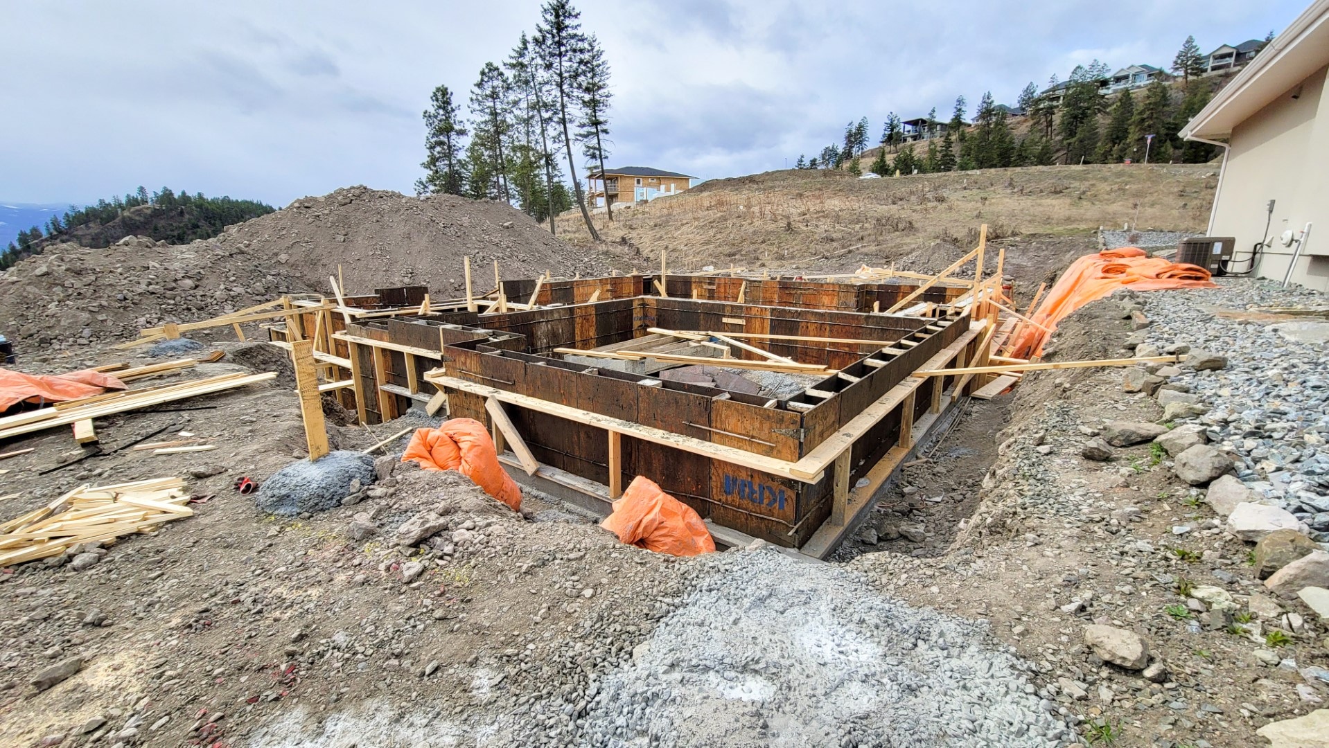 Echo Ridge Lot 49, Forms Ready • Rykon Construction