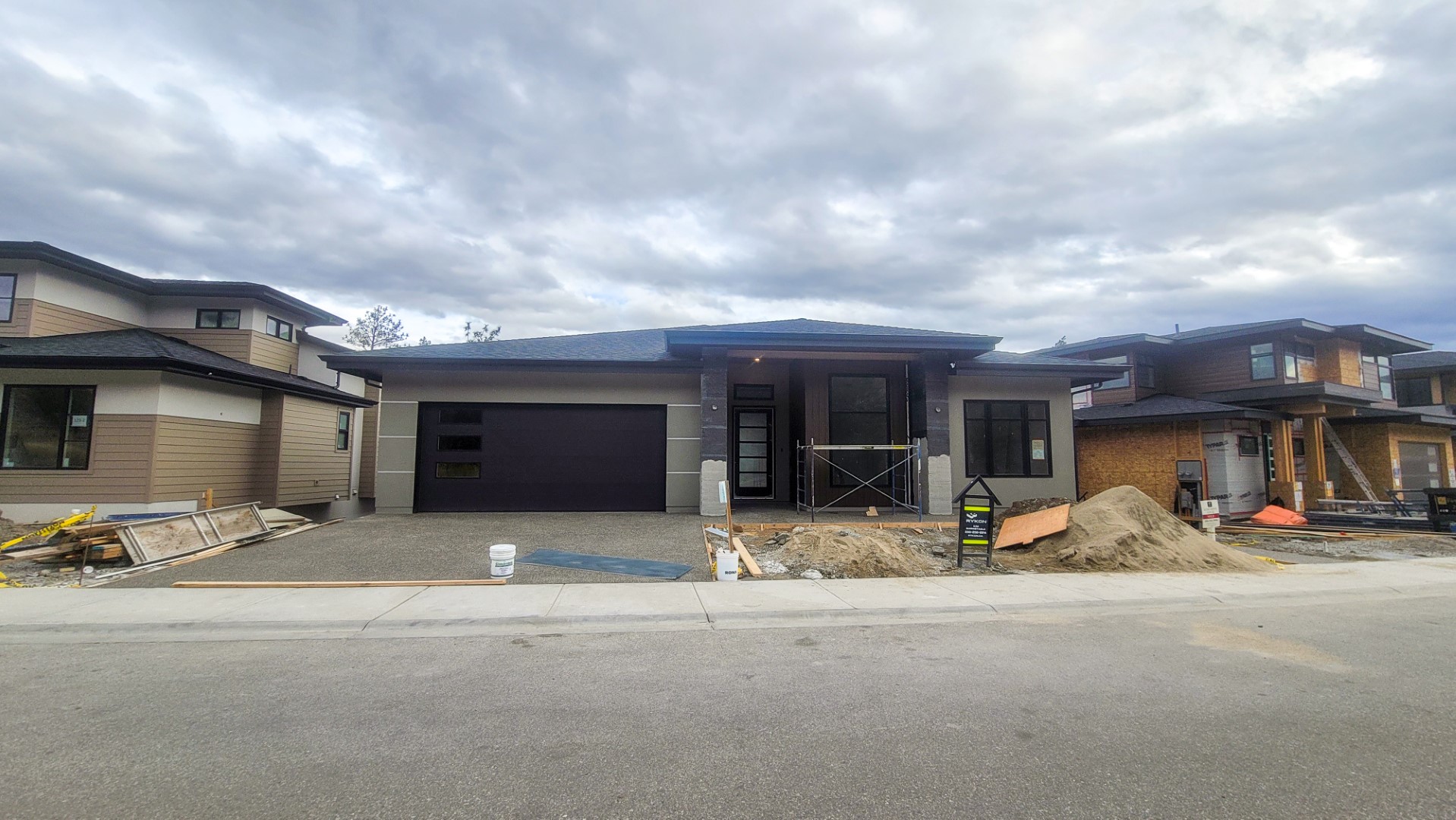 Echo Ridge Lot 32 – Exterior Almost Done! • Rykon Construction