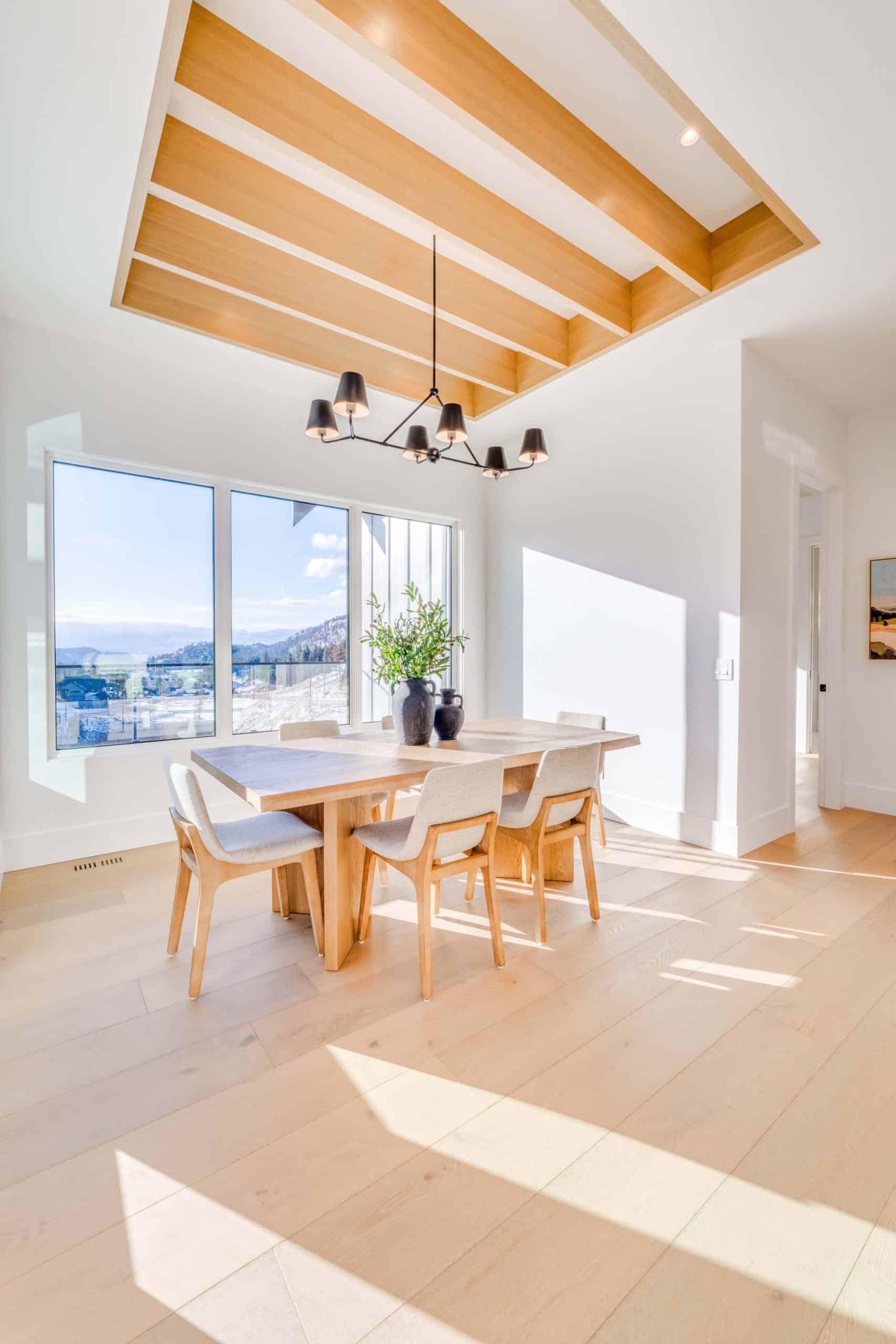 Dining Space Details • Rykon Construction